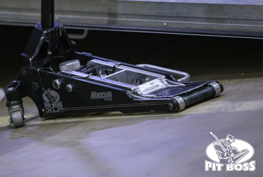 Choosing the Right Pit Jack for Racing Success – pitbossjacks